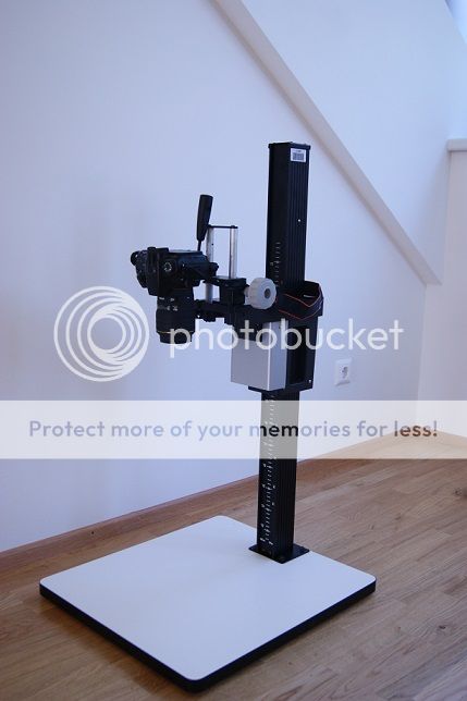 Making a macro stand out of an enlarger stand - Dyxum